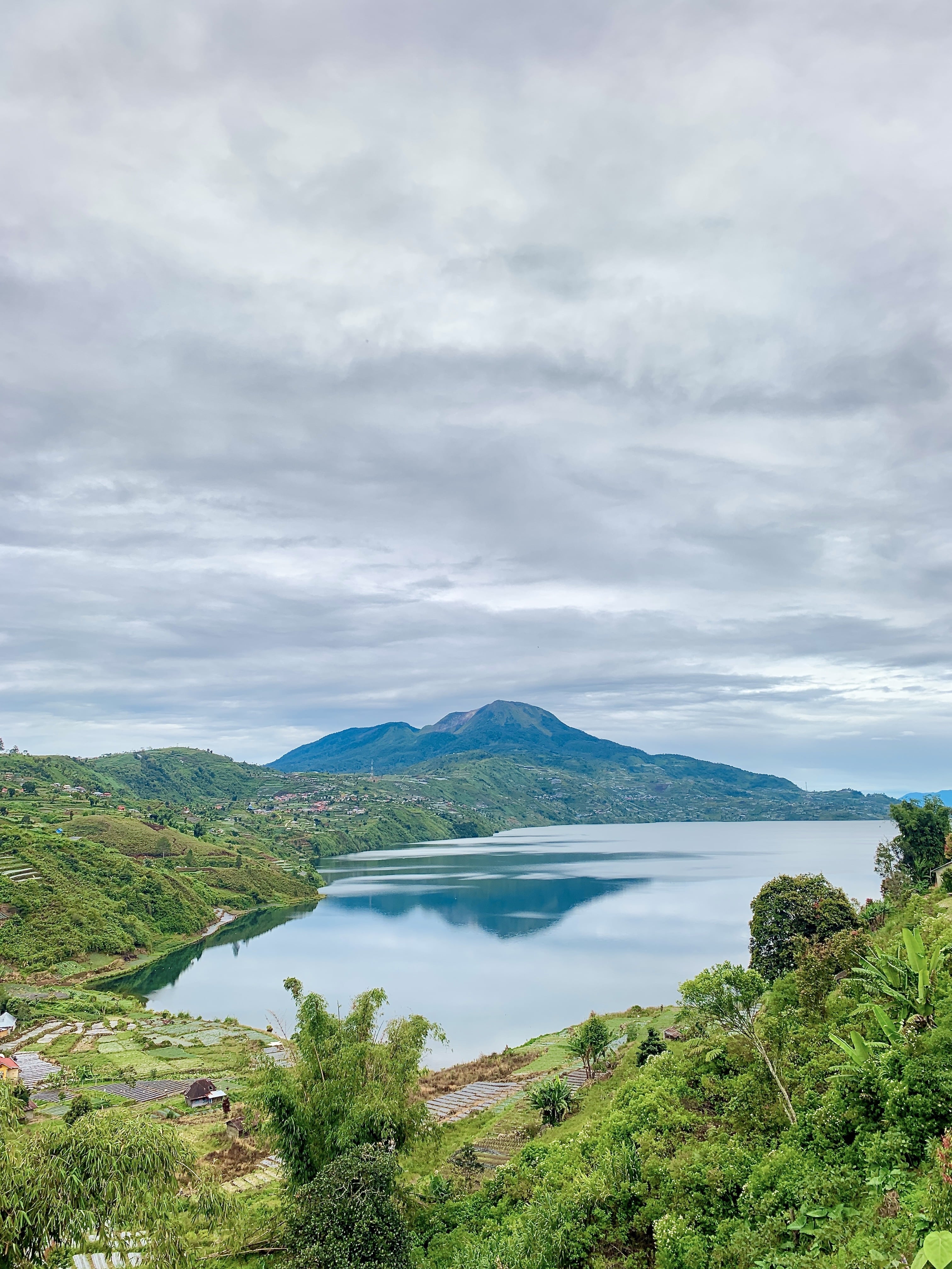 Keindahan Danau Kembar, Solok, Sumatera Barat – Jastitahn | Travel ...